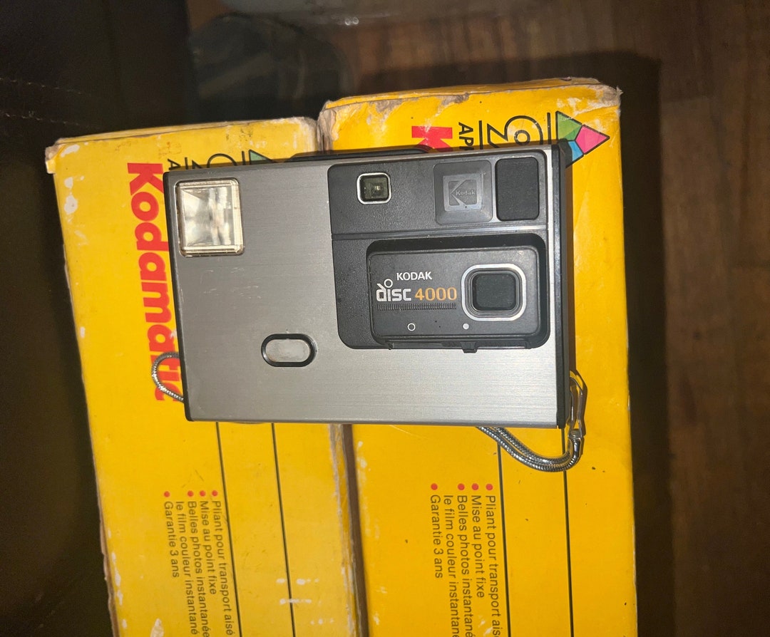 Kodak Disc 4000 Camera. Vintage Kodak 4000 Slim Line Built in Flash ...