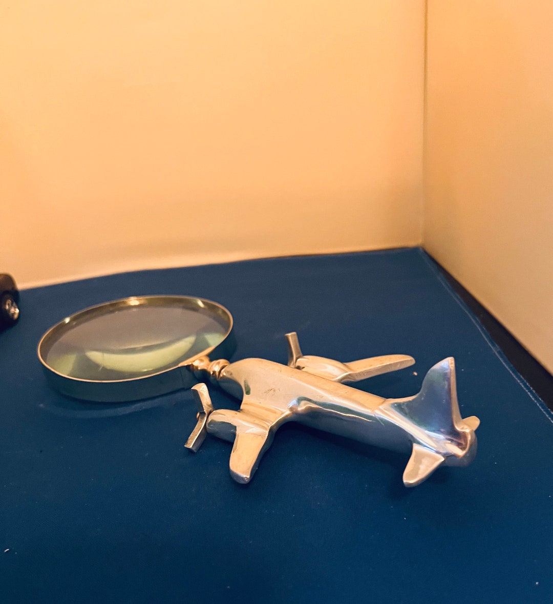 Airplane Magnifying Glass. 1st Class Pilot Gift Vintage & Rare ...