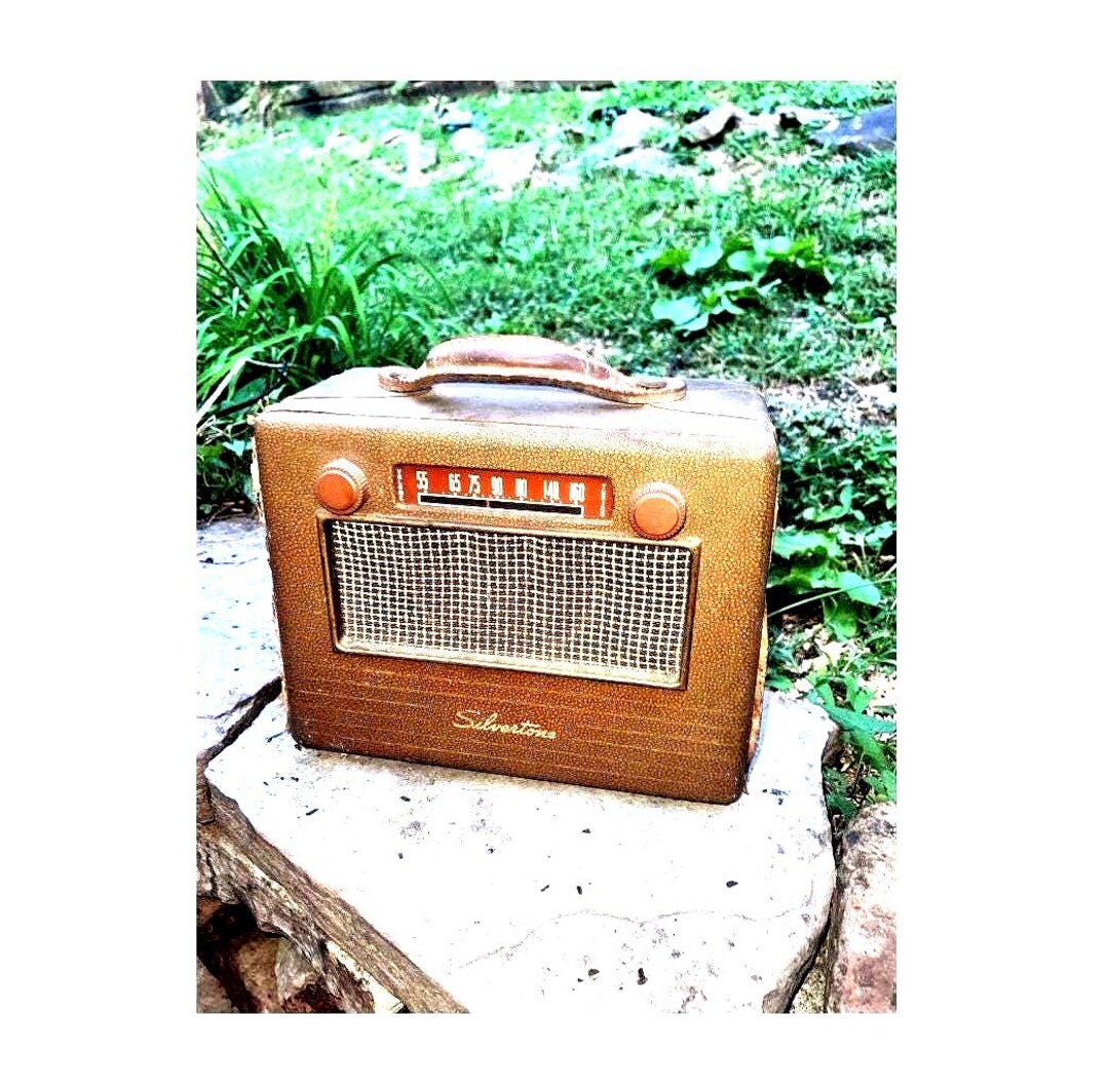 Silvertone Portable Tube Radio/early Boombox! Vintage MCM 1940s Sears ...