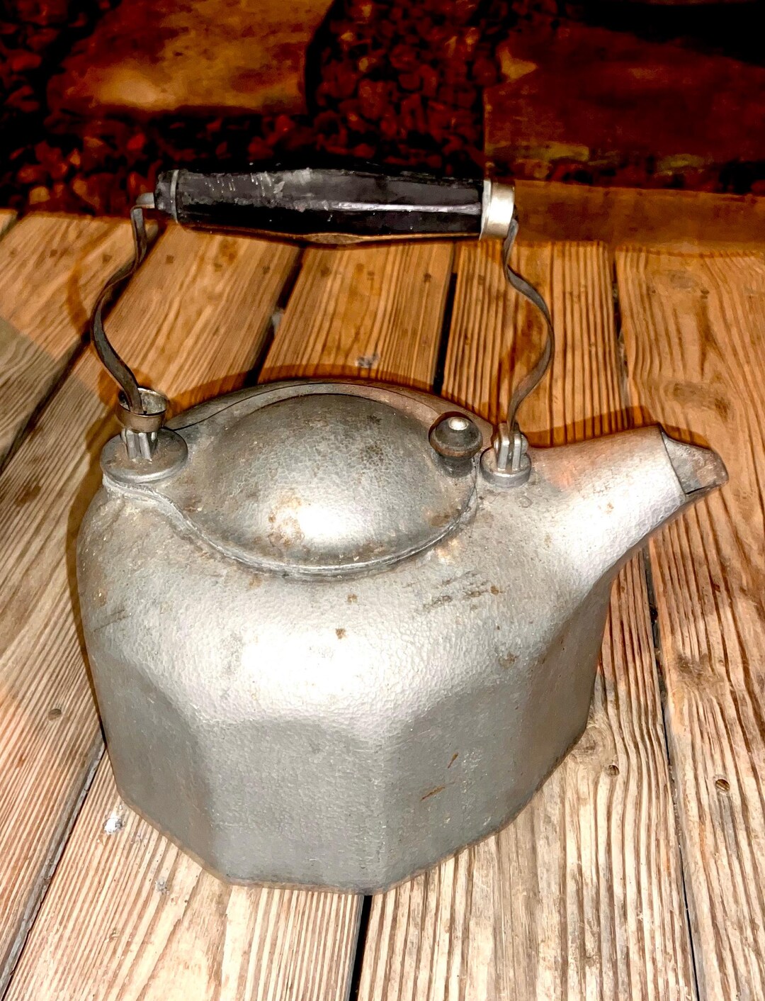 Vintage CLUB Teapot. Large Thick Heavy Cast Aluminum Colonial Style ...