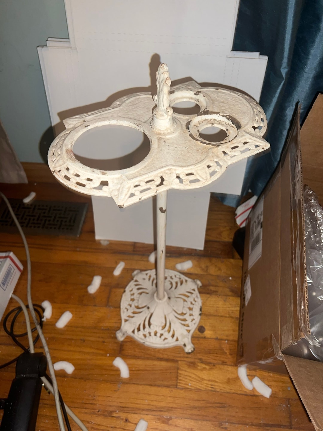 Vintage Smoking Stand. Antique Victorian Cast Iron Ashtray Stand With 1 ...