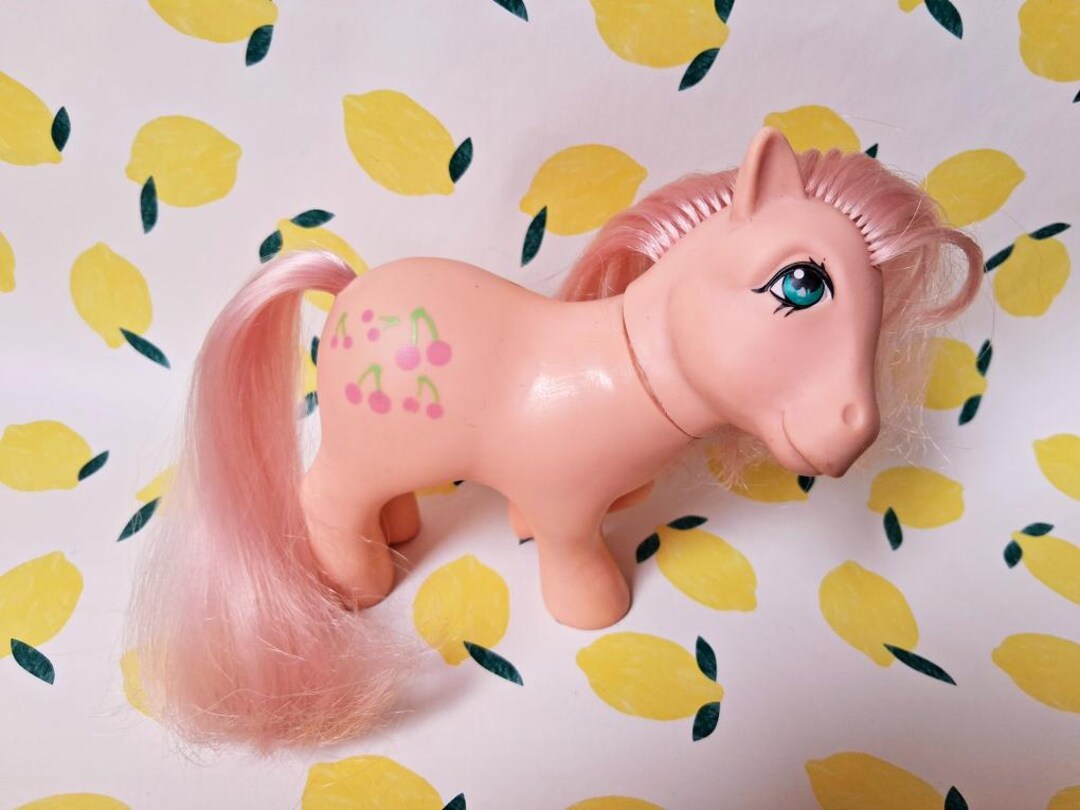 My Little Pony G1 Cherry Jubilee 1984 – No Country Mark – Earth Pony ...