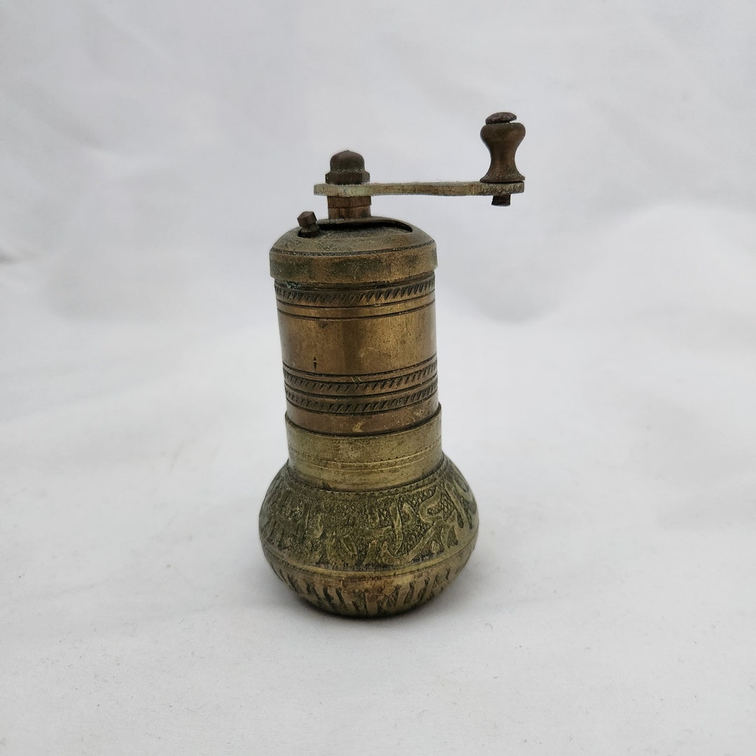 Solid Brass Vintage Spice Mill, Engraving, Hand Crank Spice Mill - Etsy