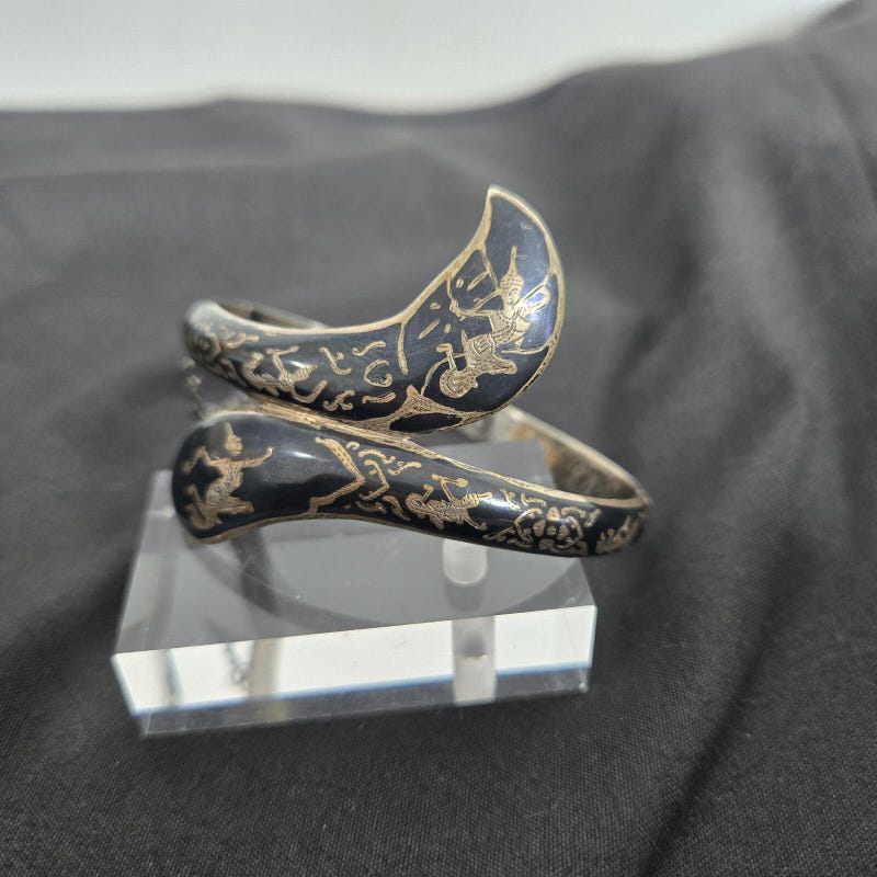 Siam Hinged Bangle - Etsy