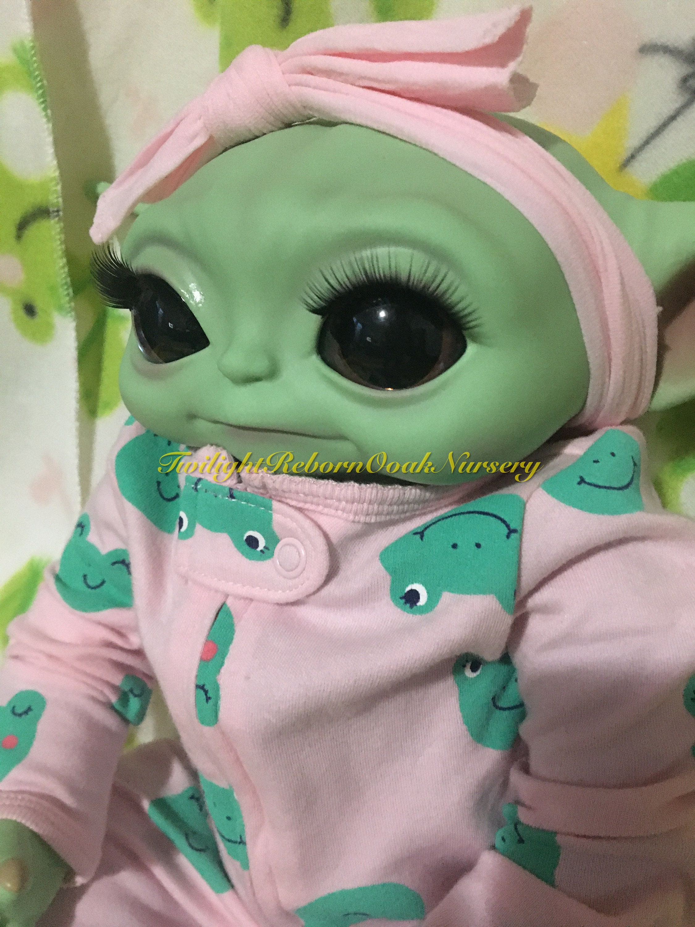 Green Alien Mandalorian Baby - Etsy