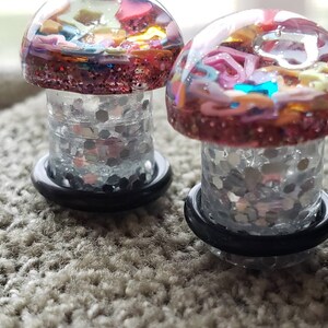 PAIR 80s Themed Plugs Gauges Plugs and Tunnels Magnified Glitter Plugs ...