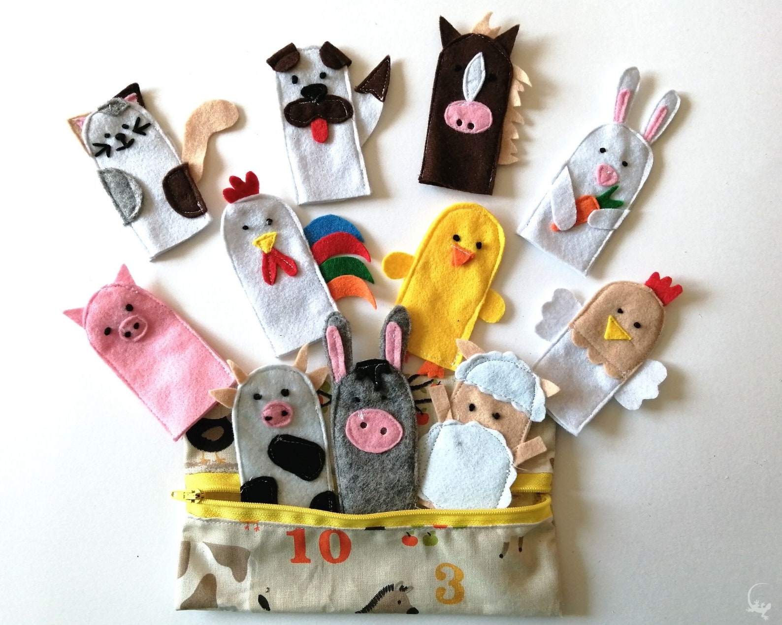 Animal Toe Puppets From the Forest Farm of the Savannah Meadow, Animal ...