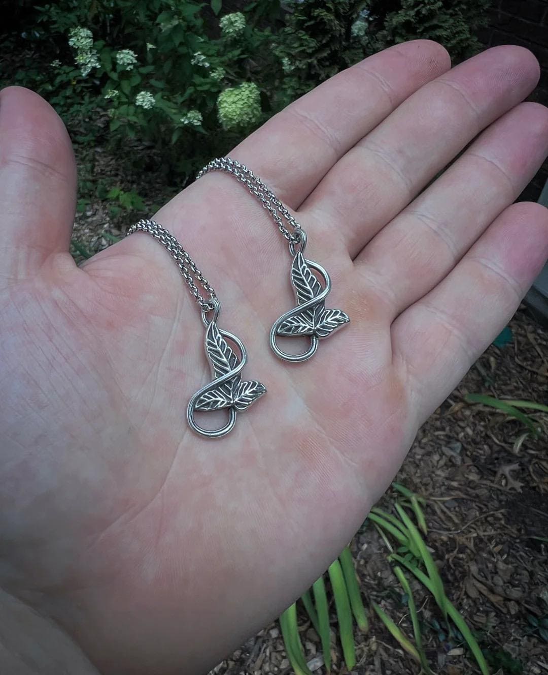 Lorien Leaf Pendant, Fellowship Fantasy Sterling Silver Necklace, Elven ...