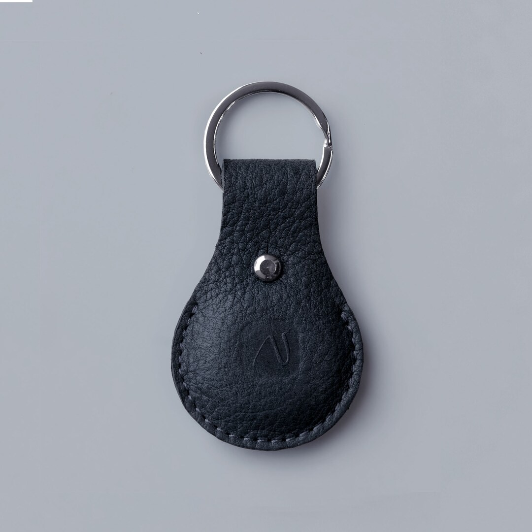 Leather AirTag Case // AirTag Case // AirTag Pendant With Keyring Made ...