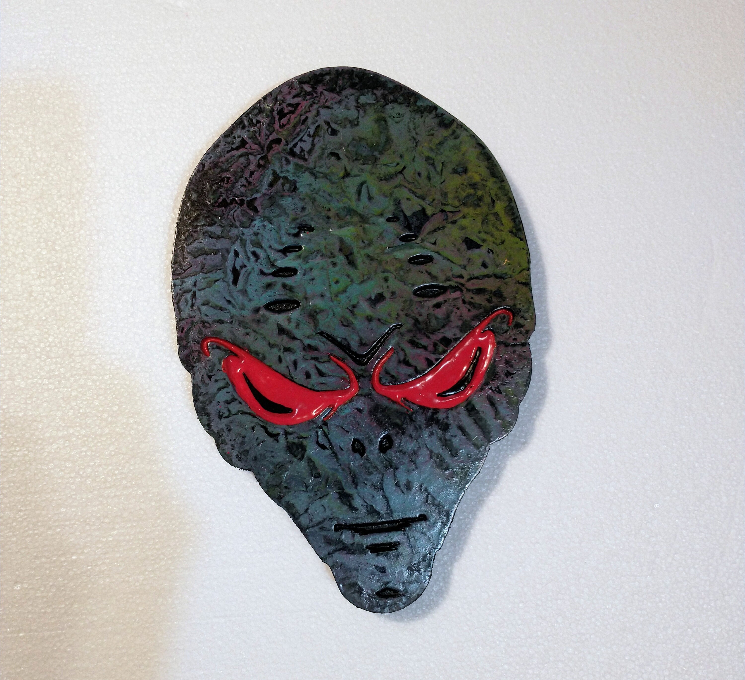 NEW Alien Head Plaque Red Eyes - Etsy