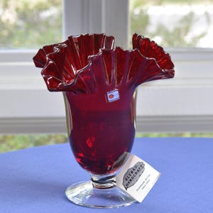 Blenko Handcraft 388 Red Ruffled Footed Vase - Etsy