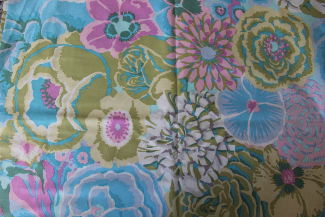 Kaffe Fassett Bekah Fabric for Rowan - GP69 Bekah (pastel) - 00P - Last ...