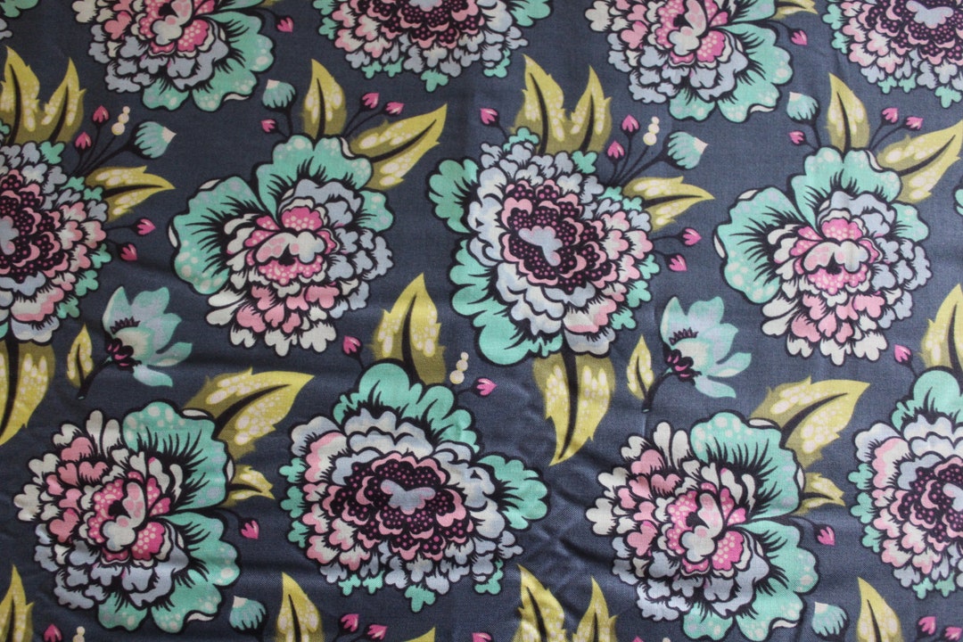 Tula Pink Astraea Fabric - Elizabeth Fabric Line - Astraea (sky ...