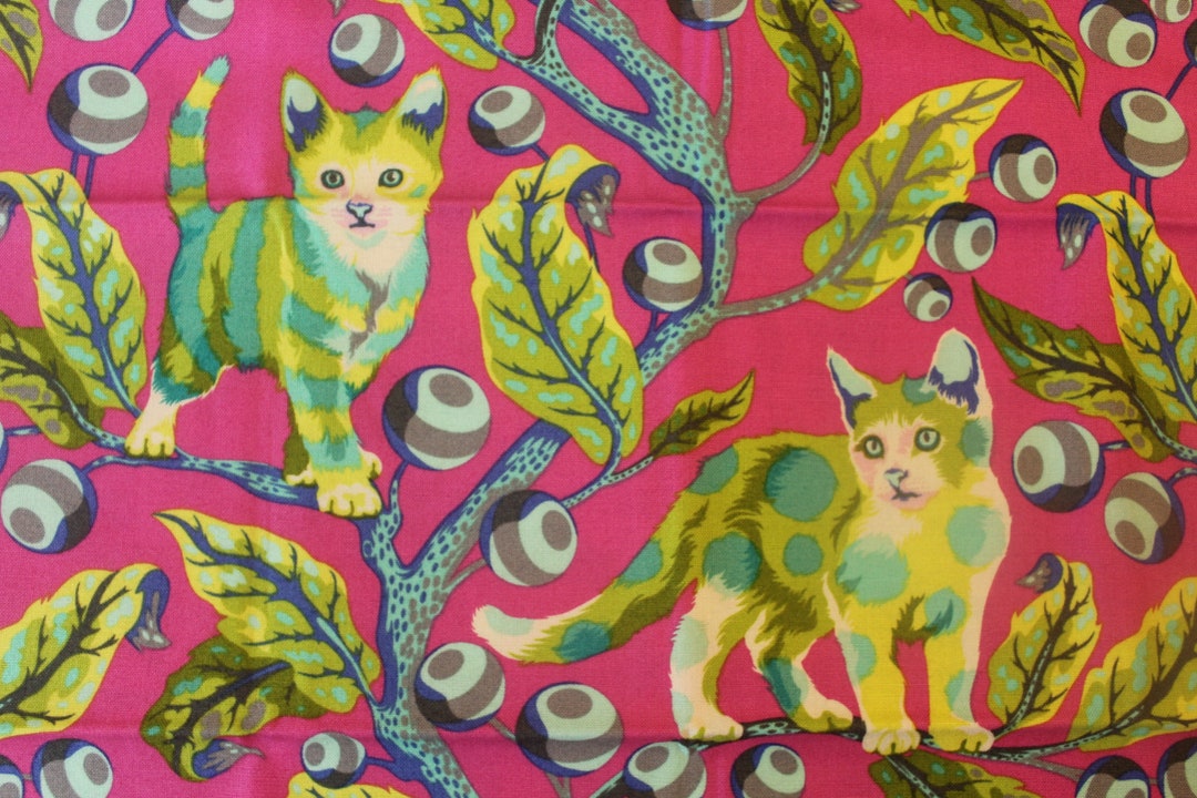 Tula Pink Dicso Kitty Fabric - Tabby Road Line - Disco Kitty (berry ...