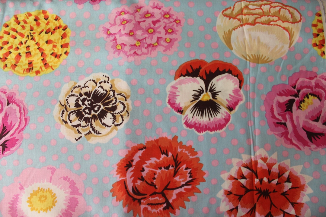 Kaffe Fassett Big Blooms Fabric for Freespirit - GP 91 Big Blooms (duck ...