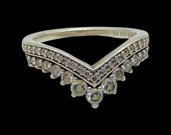 Princess Wishbone Ring - Etsy