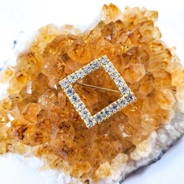 Square Brooch - Etsy