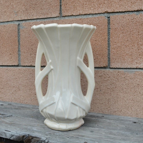 Ribbon Vase - Etsy