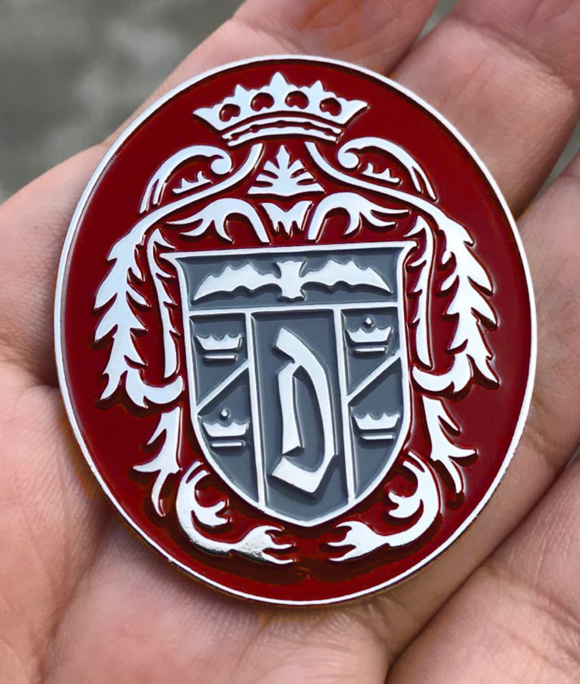 Dracula Crest Pin - Etsy