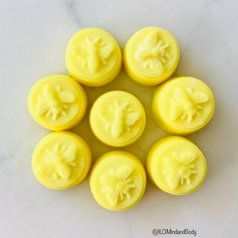 Set of 4 Round Honeybee Wax Tarts Made With Eco-friendly Soy Wax - Etsy