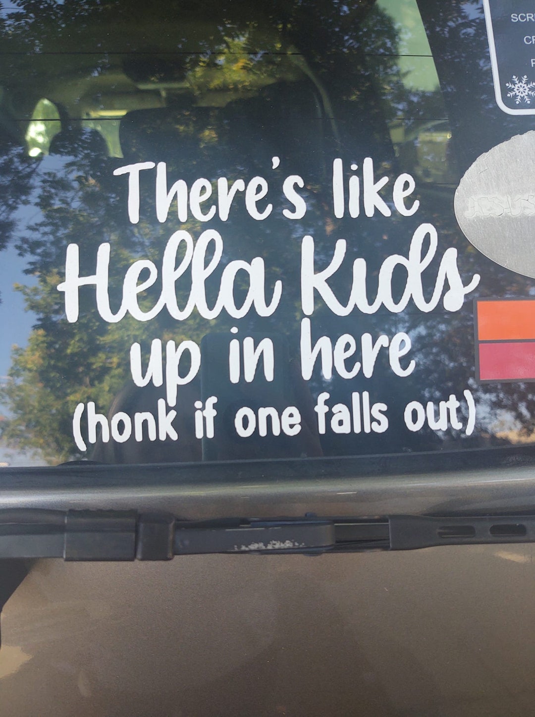 Honk If a Kid Falls Out Sticker - Etsy