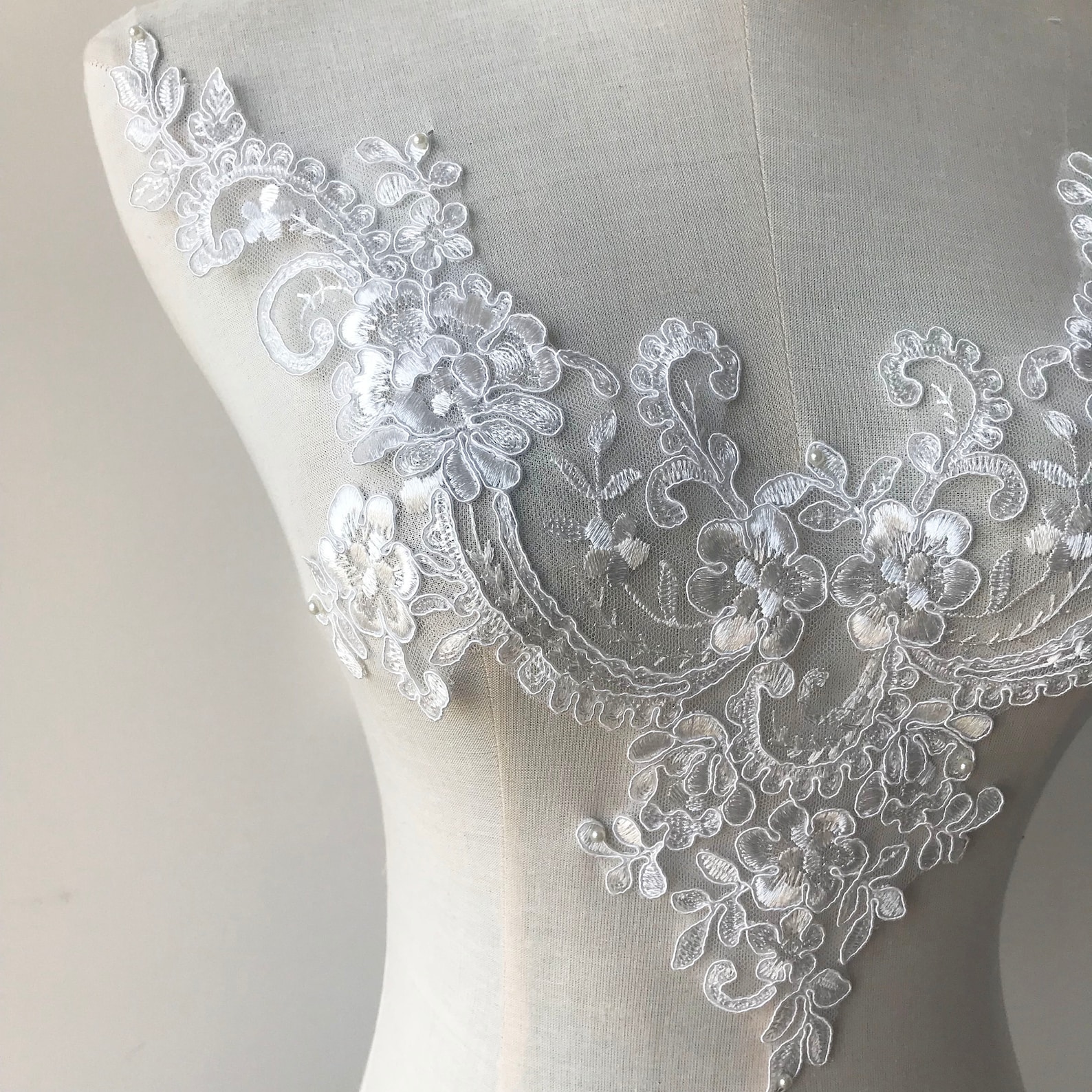 Off White V Neck Lace Applique Trims Materials Corded Embroidery - Lace ...