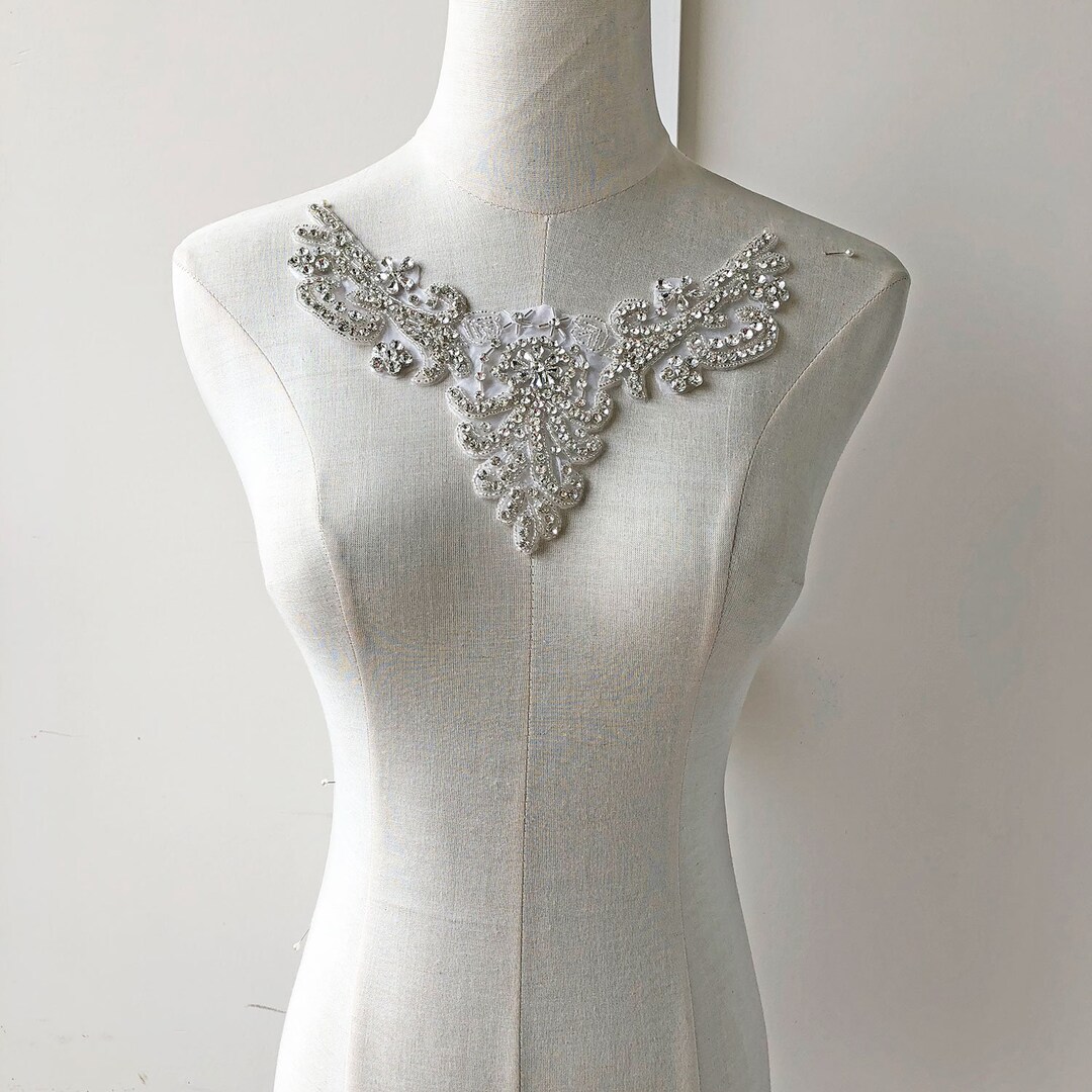 Shinny Bridal Rhinestone Applique V Neck Diamante Appliques Sash ...