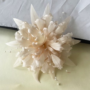 Customized Feather Flower Bouquet Pearly Flowers Mount Fascinators ...