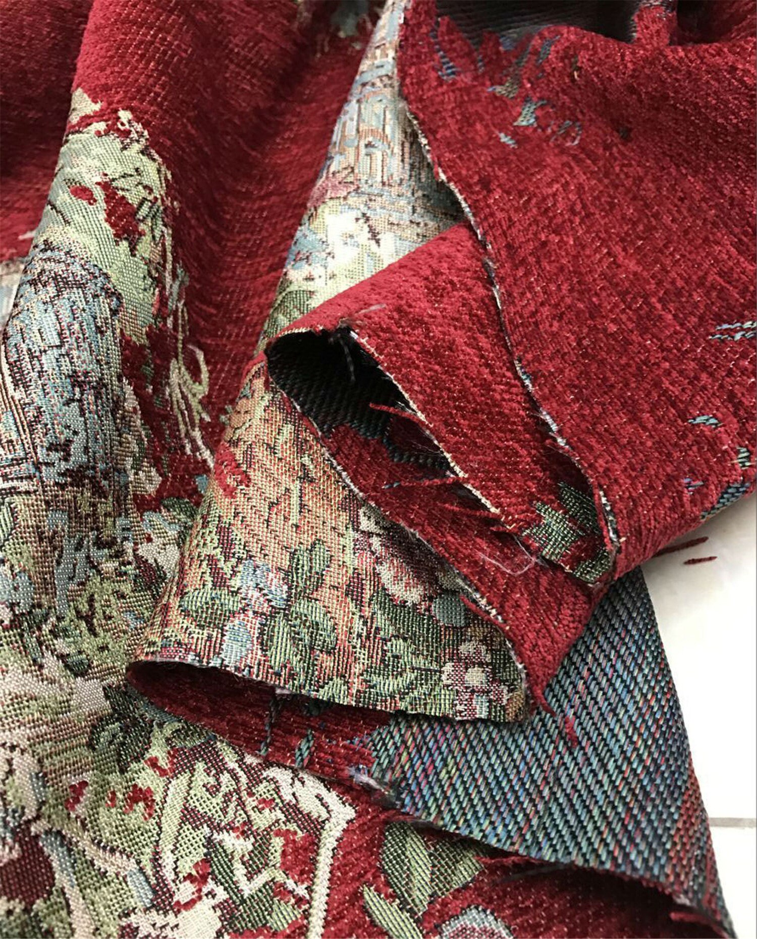 High- End Jacquard Fabric Polyeter Silk Thread Brocade Emboss Damask ...