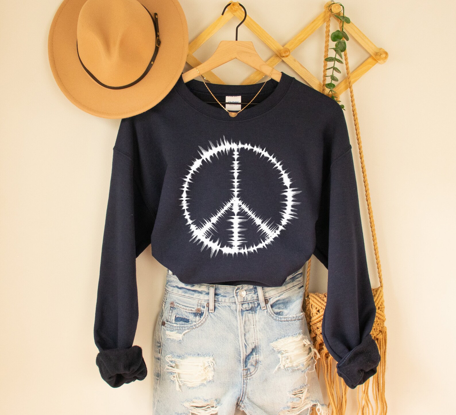 Peace Sign Sweatshirt Hippie Pullover Hippie Gift Woodstock - Etsy