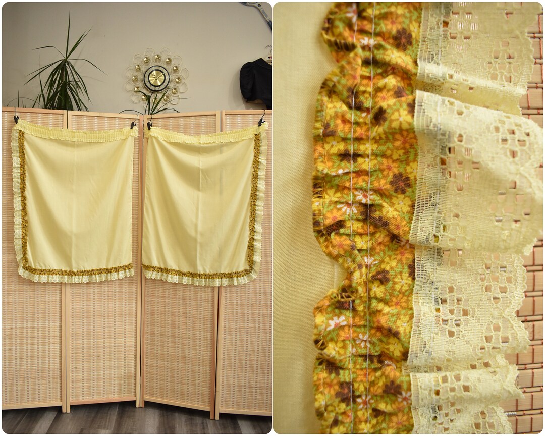 70s Yellow Ruffle Calico and Lace Trim Cafe Kitchen Curtains Set ...
