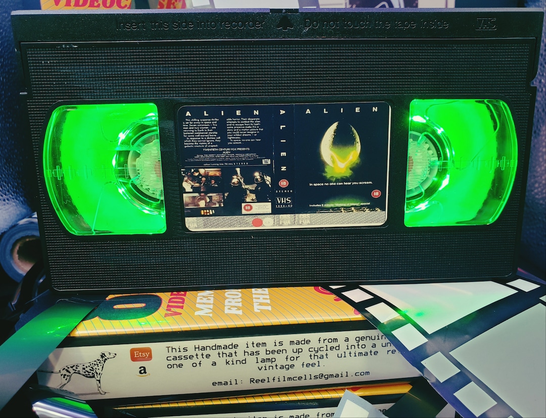Retro VHS Lamp,alien,night Light Stunning Collectible, Top Quality ...