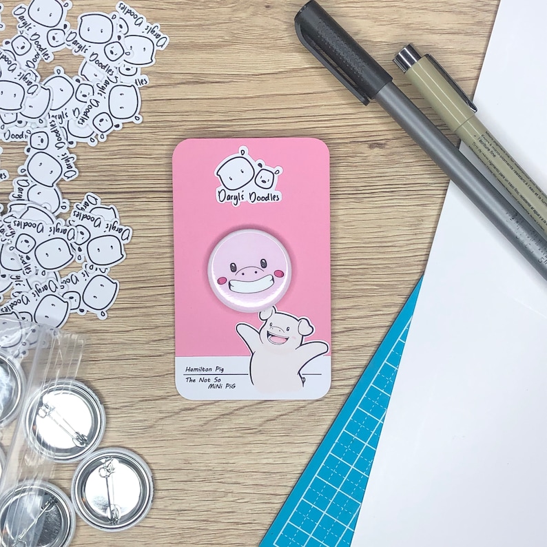 Hamilton Pig Button - Etsy
