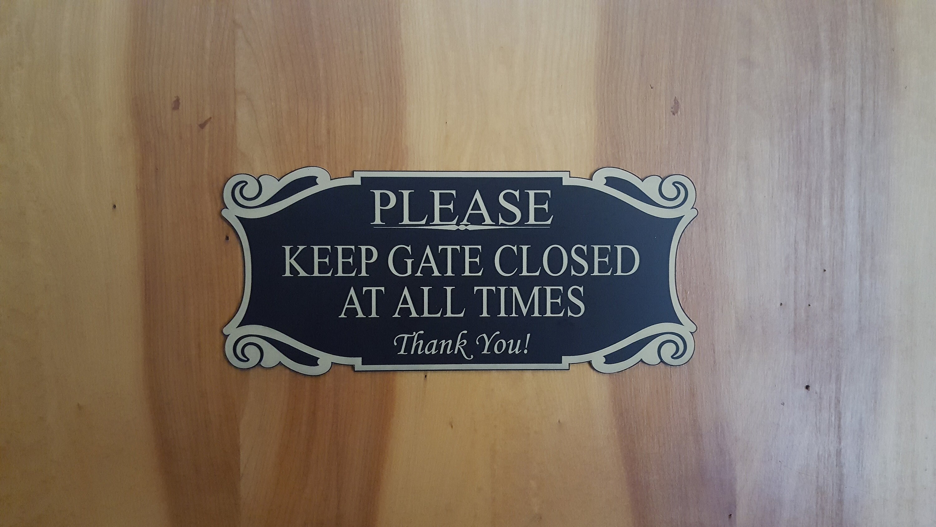 Please Keep Gate Closed Sign 4.5x 10 - Etsy