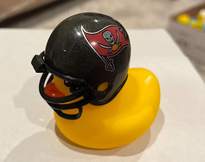 TAMPA BAY BUCCANEERS Rubber Duck Gift Bedazzled Duck Cruise Dashboard ...