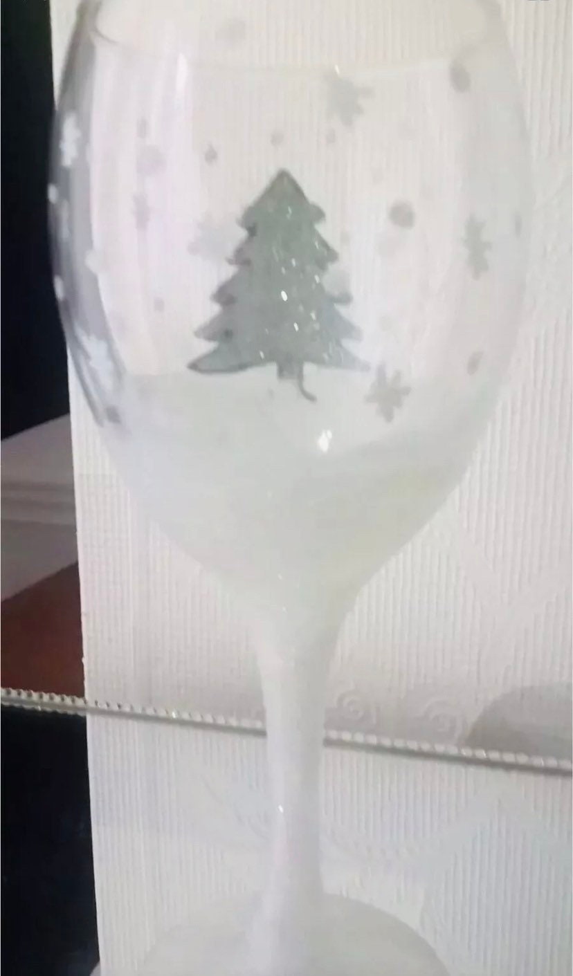 Christmas Tree Glitter Wine Glass - Etsy UK