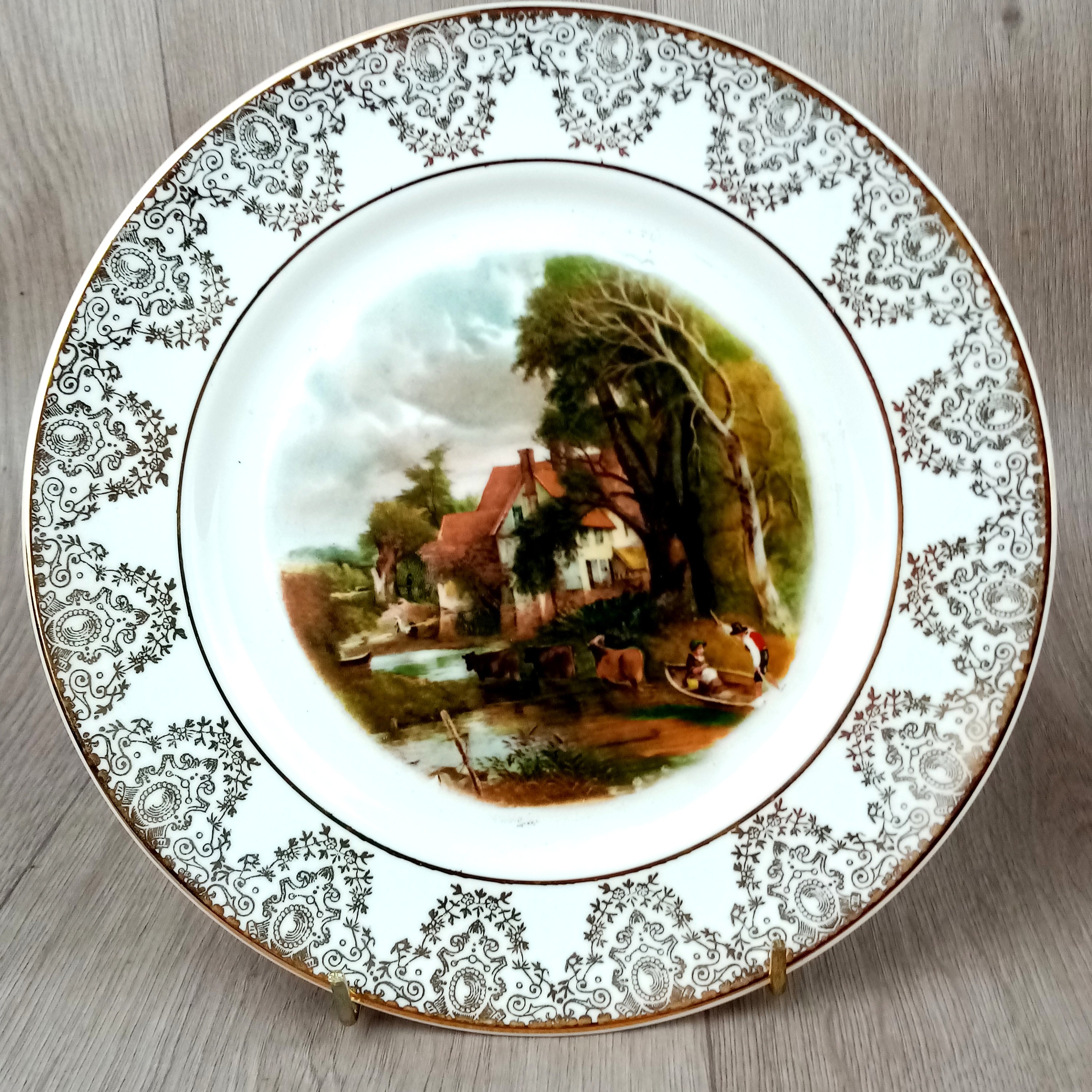 Vintage Cottage Scene Collectors Plate, Made in England, Country ...