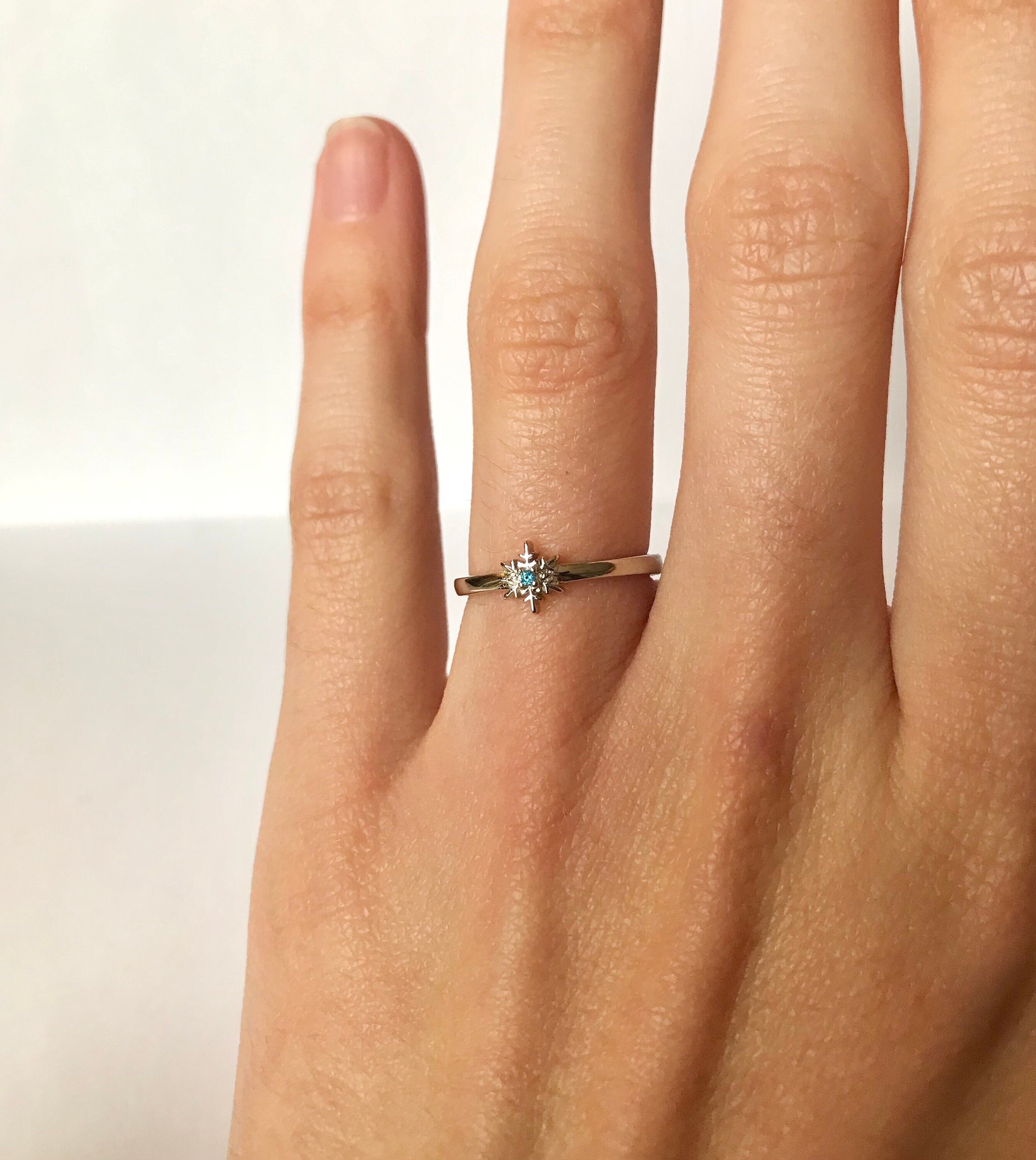 Disney Elsa Snowflake Ring // Frozen Snow Blue Topaz Solid - Etsy