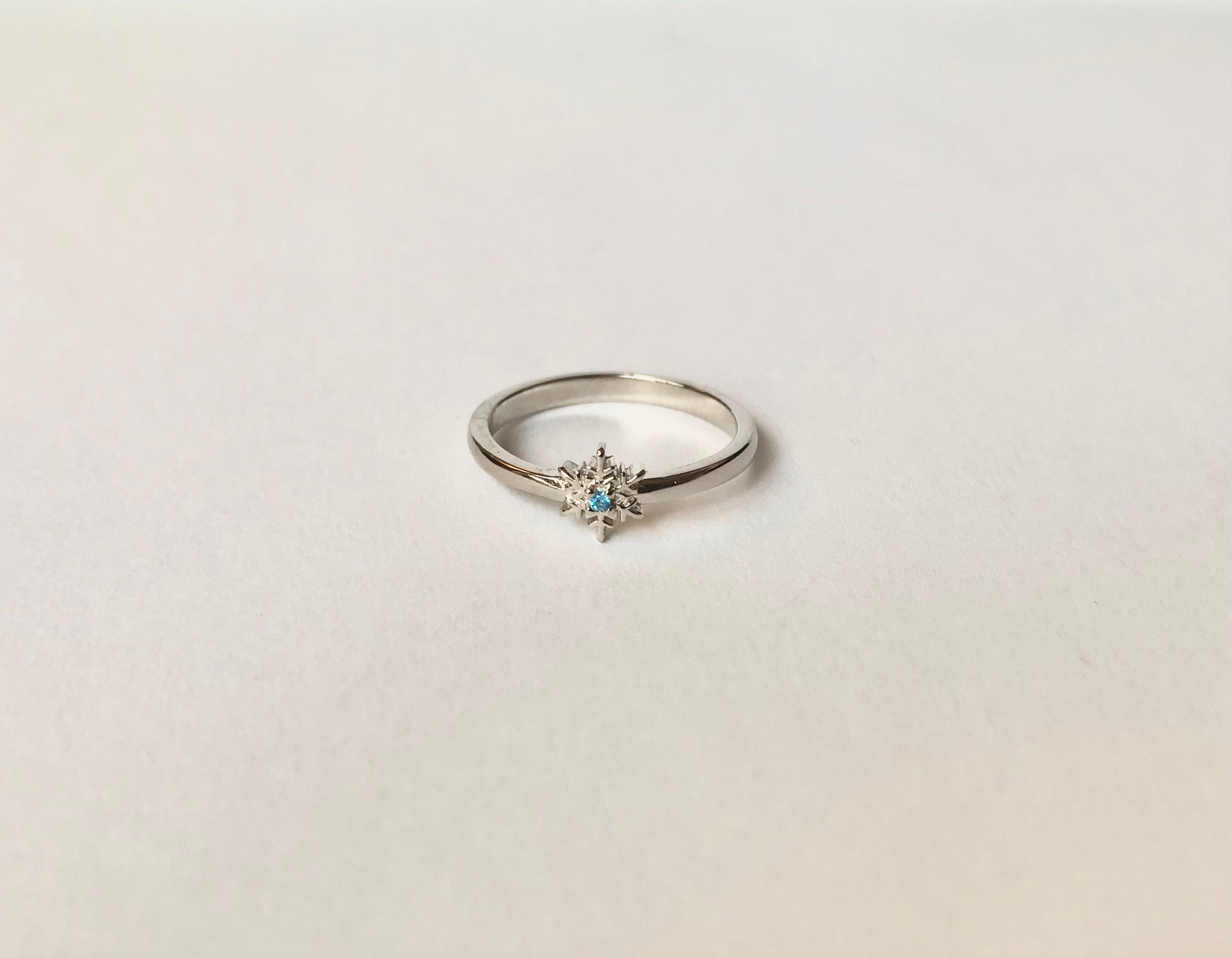 Disney Elsa Snowflake Ring // Frozen Snow Blue Topaz Solid - Etsy