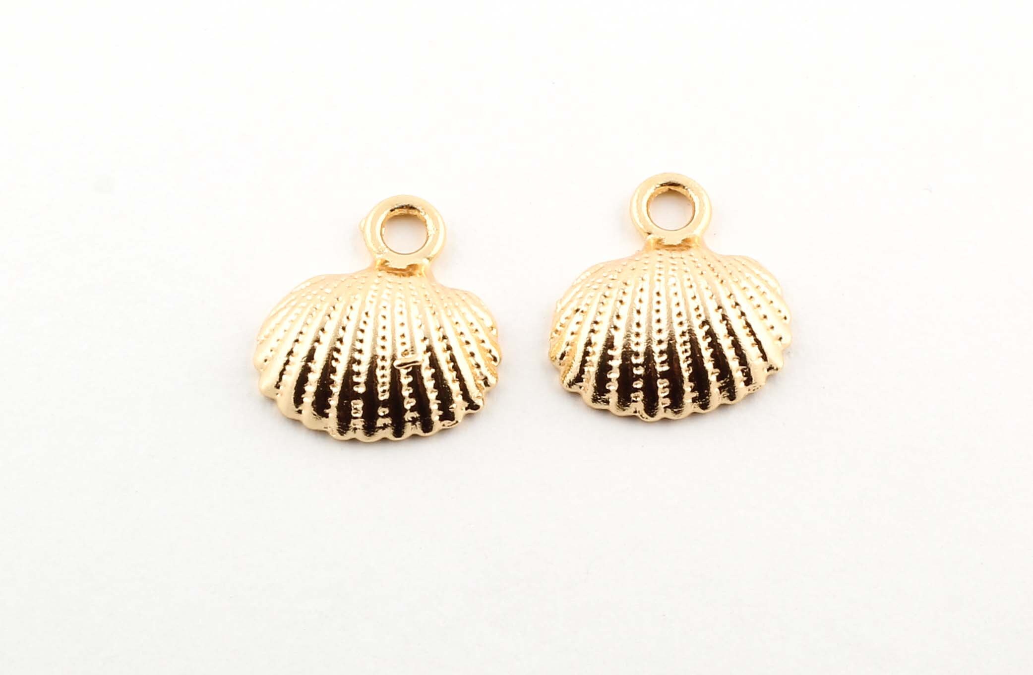 16x17mm Shell Pendant With 24k Shine Gold Plated Rim, Natural Seashell ...
