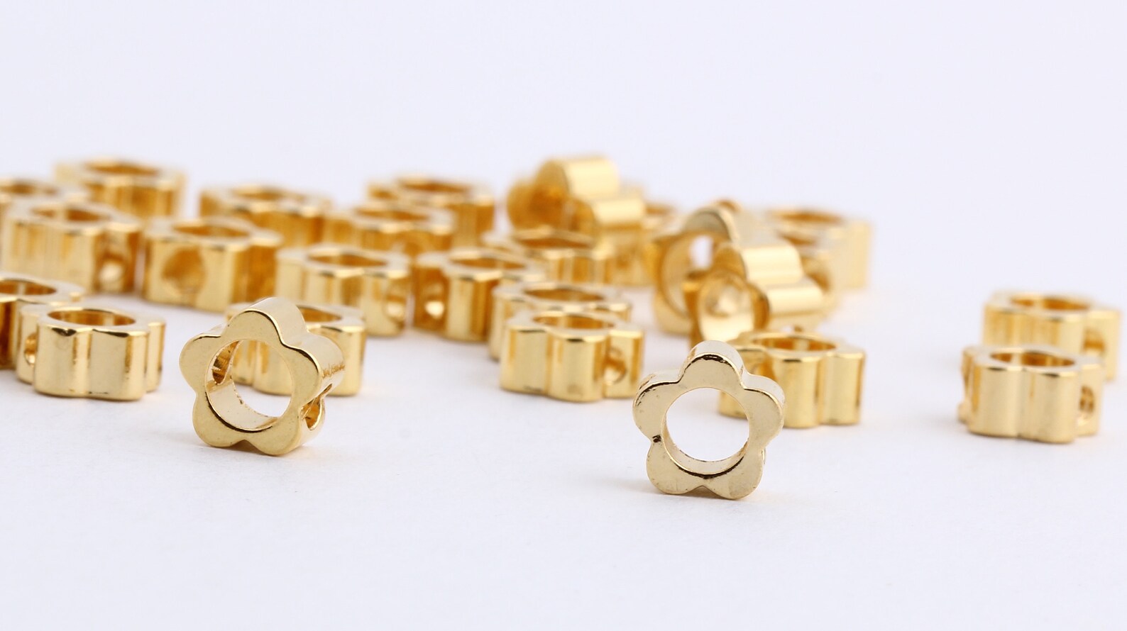 5 Pcs 24k Gold Plated Triangle Beads Spacer Beads Necklace | Etsy