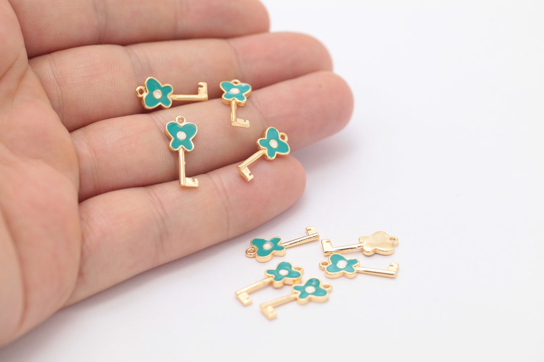 1 Pcs 24k Shiny Gold Plated Key Charms,key Pendant, Gold Key Charm ...