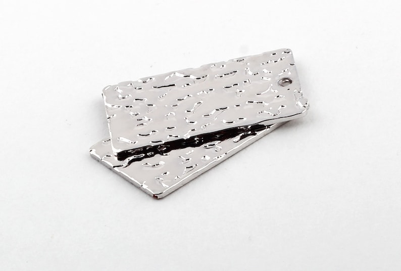2 Pcs Silver Plated Rectangle Hammered Charms , Necklace Pendant ,brass ...