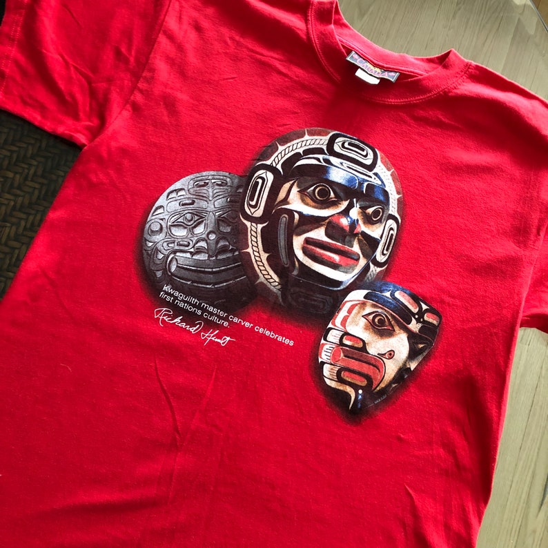 Vintage First Nations Richard Hunt T-shirt/master Carver - Etsy