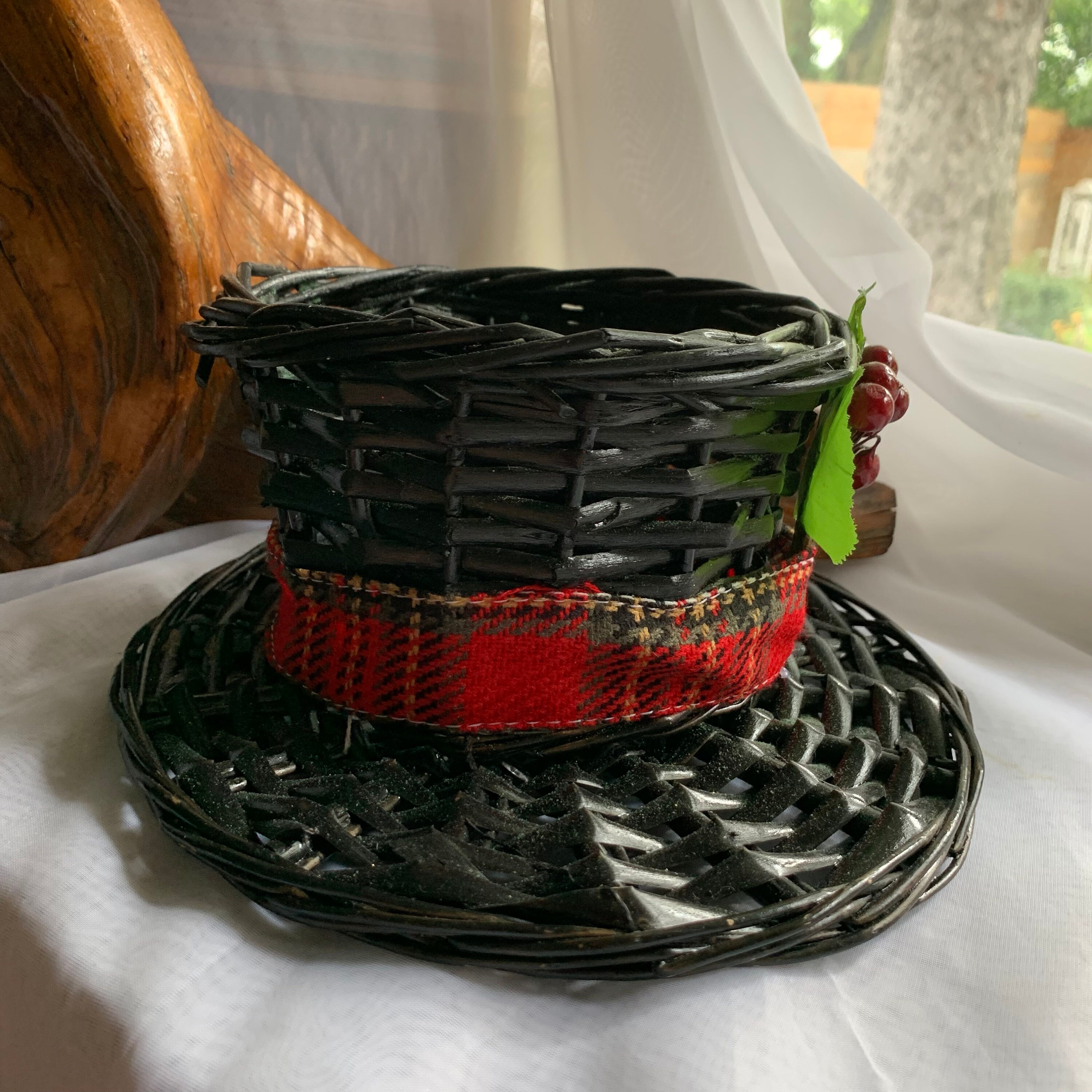 Vintage Black Wicker Snowman's Top Hat Plant Holder - Etsy