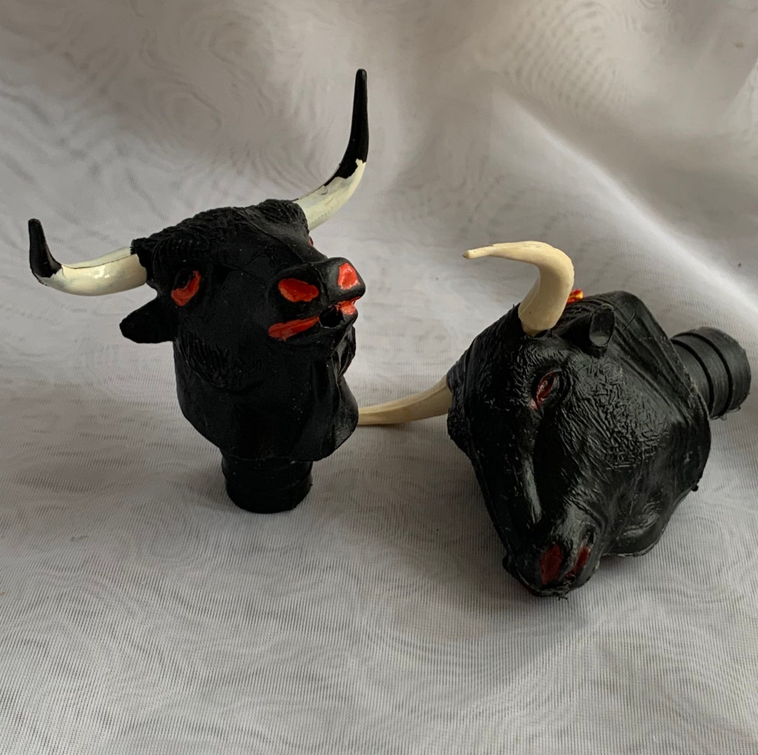 Vintage Plastic Red Eye Bull Heads Bottle Stopper/bottle Pourer Set - Etsy