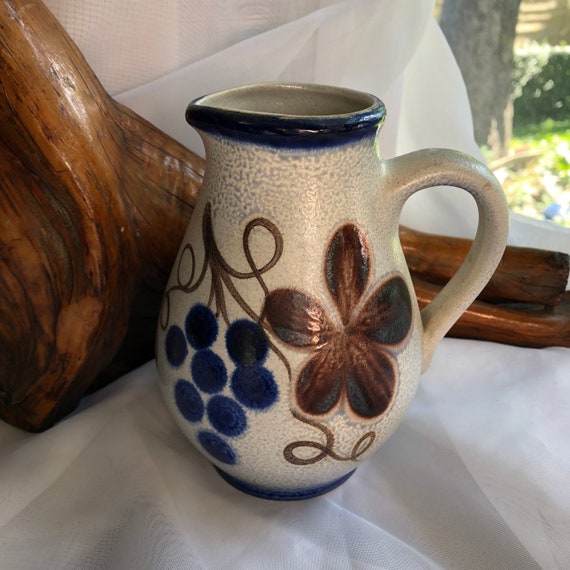 Vintage Salt Glazed Stoneware Pottery 0.5L Jug/pitcher Grey | Etsy