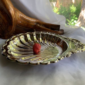 Vintage Silver Plated EP on Steel Clam Shell Serving Dish - Made in ...