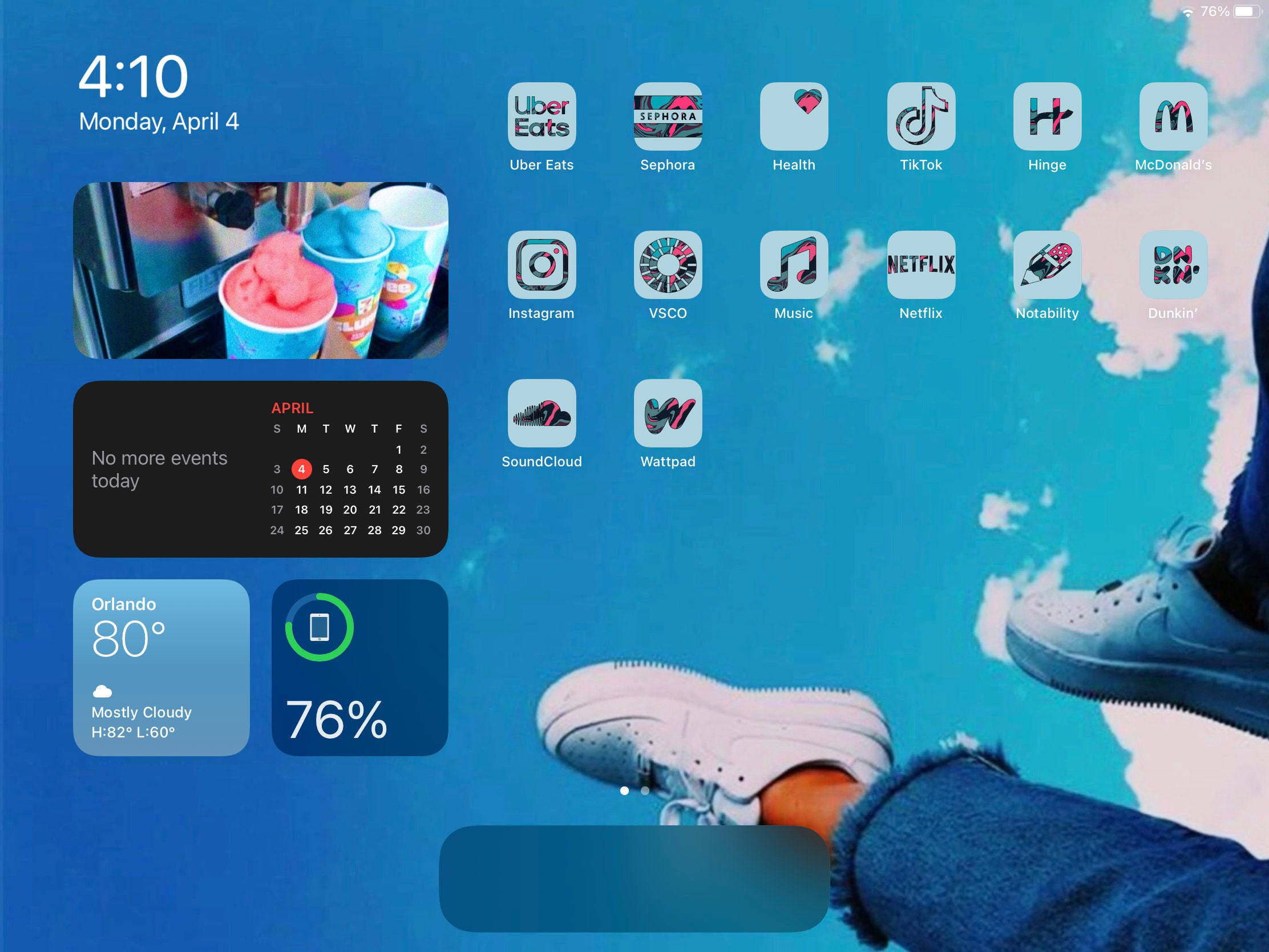 Groovy App Icons (100+) | VSCO Water Painting Aesthetic Blue and Pink ...