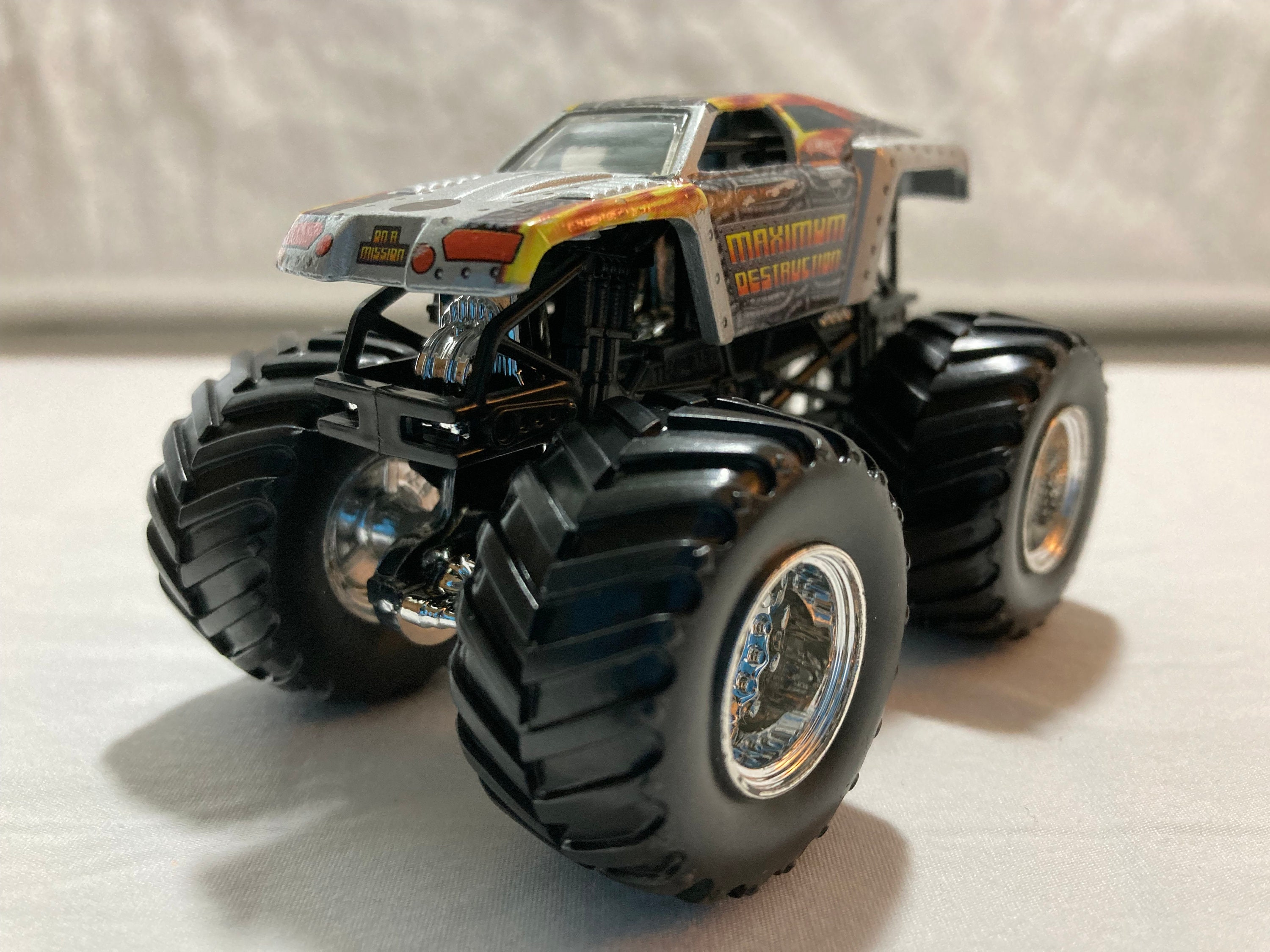Monster Trucks Maximum Destruction Toys